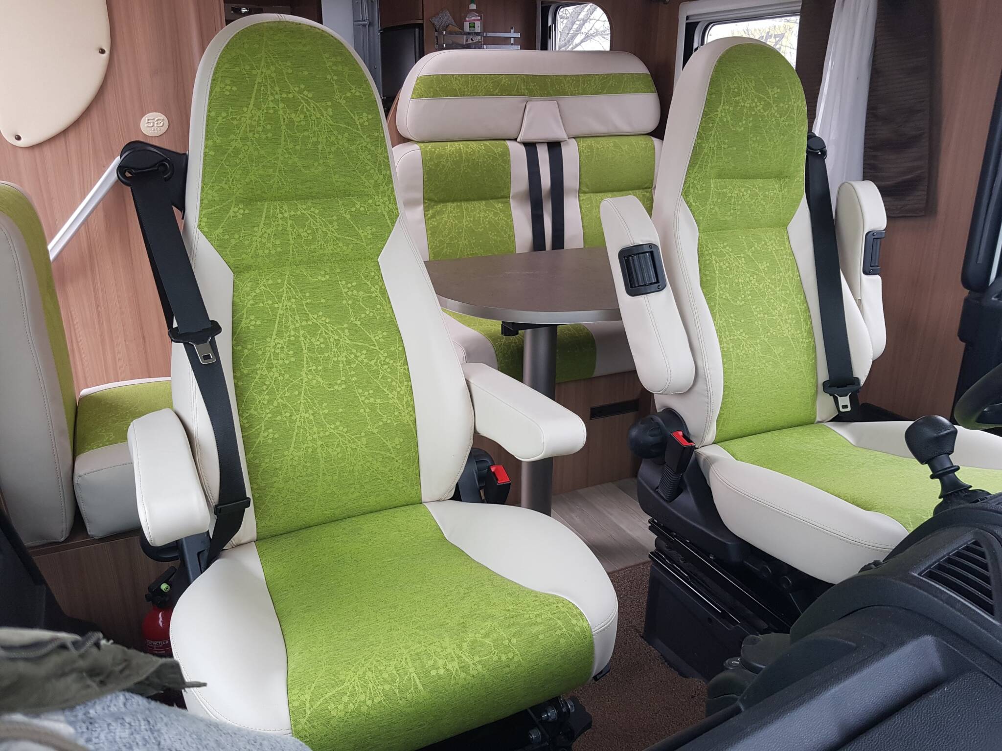 Expertise en Sellerie et Garnissage pour Camping-Car, Caravane et Mobil ...